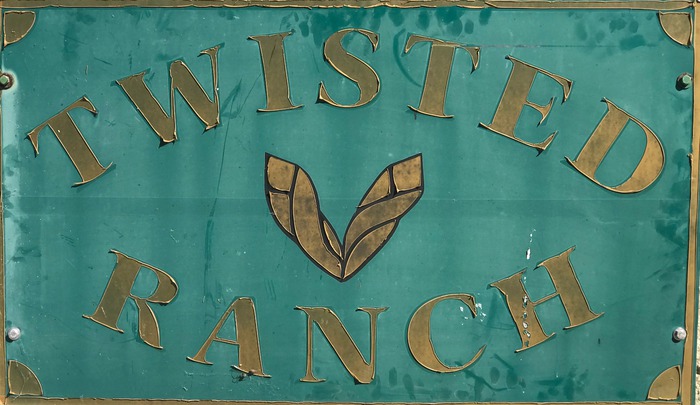 Twisted-v-ranch